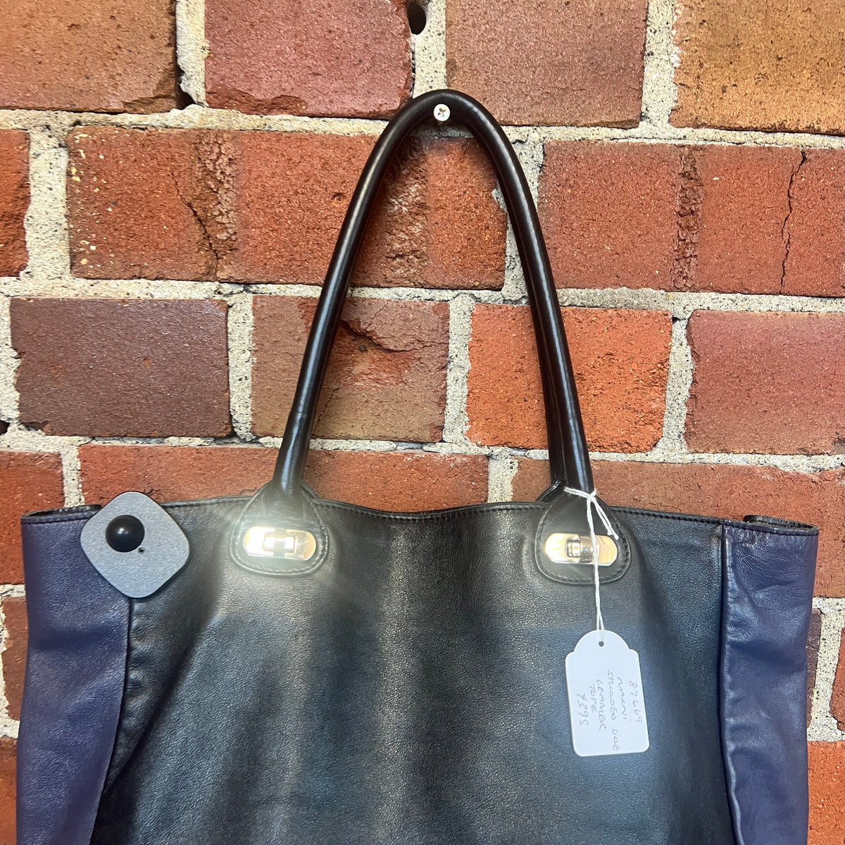 MARNI Leather handbag – Wellington Hunters and Collectors