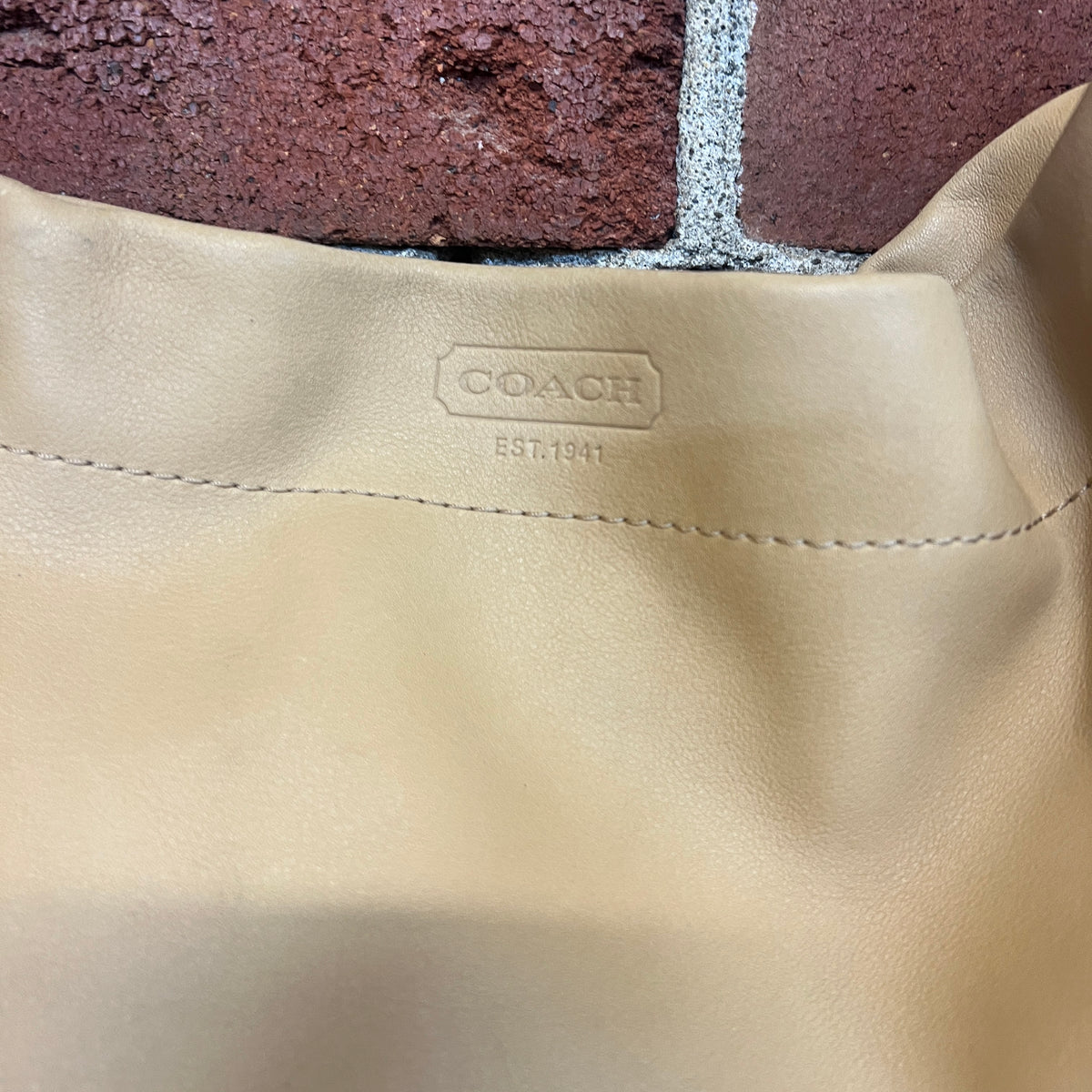 COACH leather handbag – Wellington Hunters and Collectors