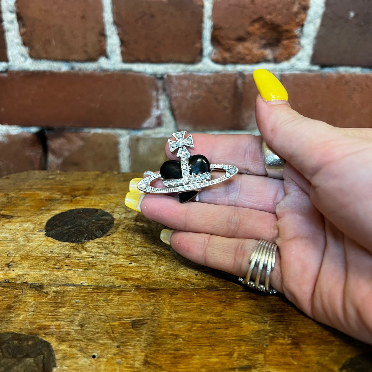 VIVIENNE WESTWOOD brooch – Wellington Hunters and Collectors