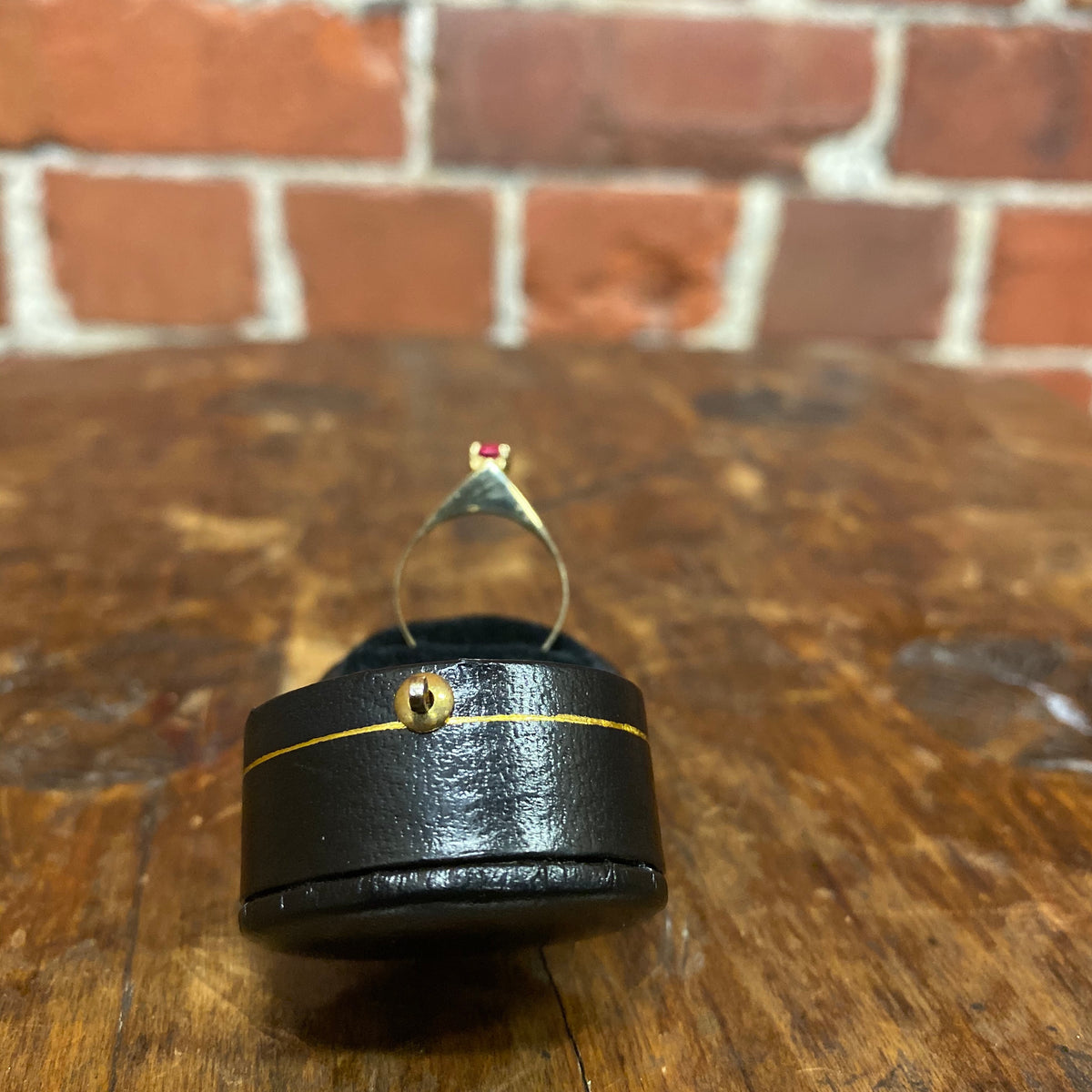 14k gold and cut glass ring – Wellington Hunters and Collectors